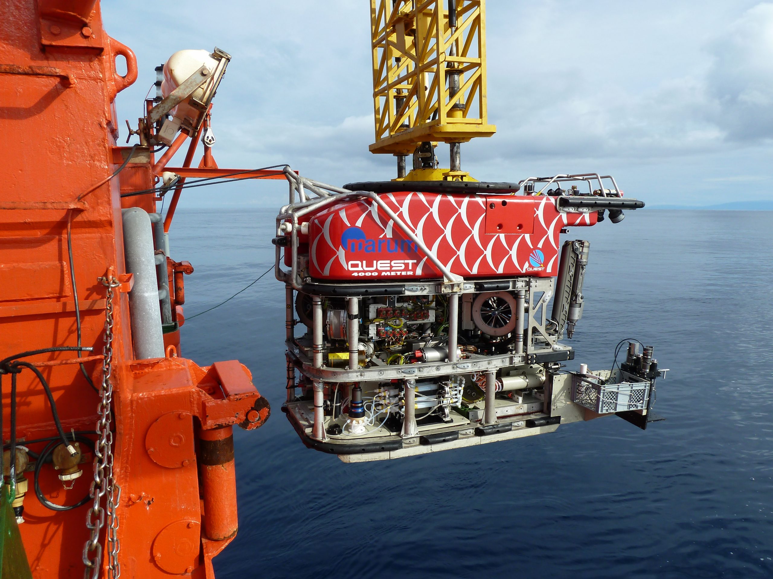 What is an ROV? - Fluid Marine